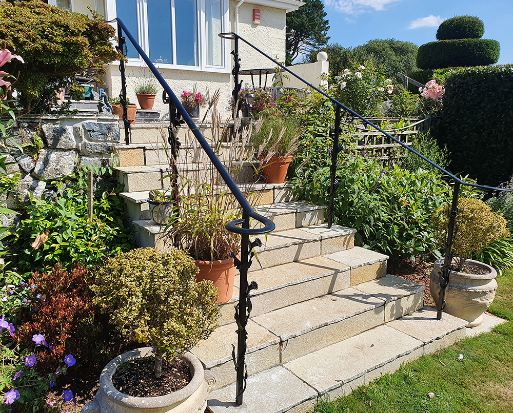 Safety & Decorative Handrails - Jay's Gates