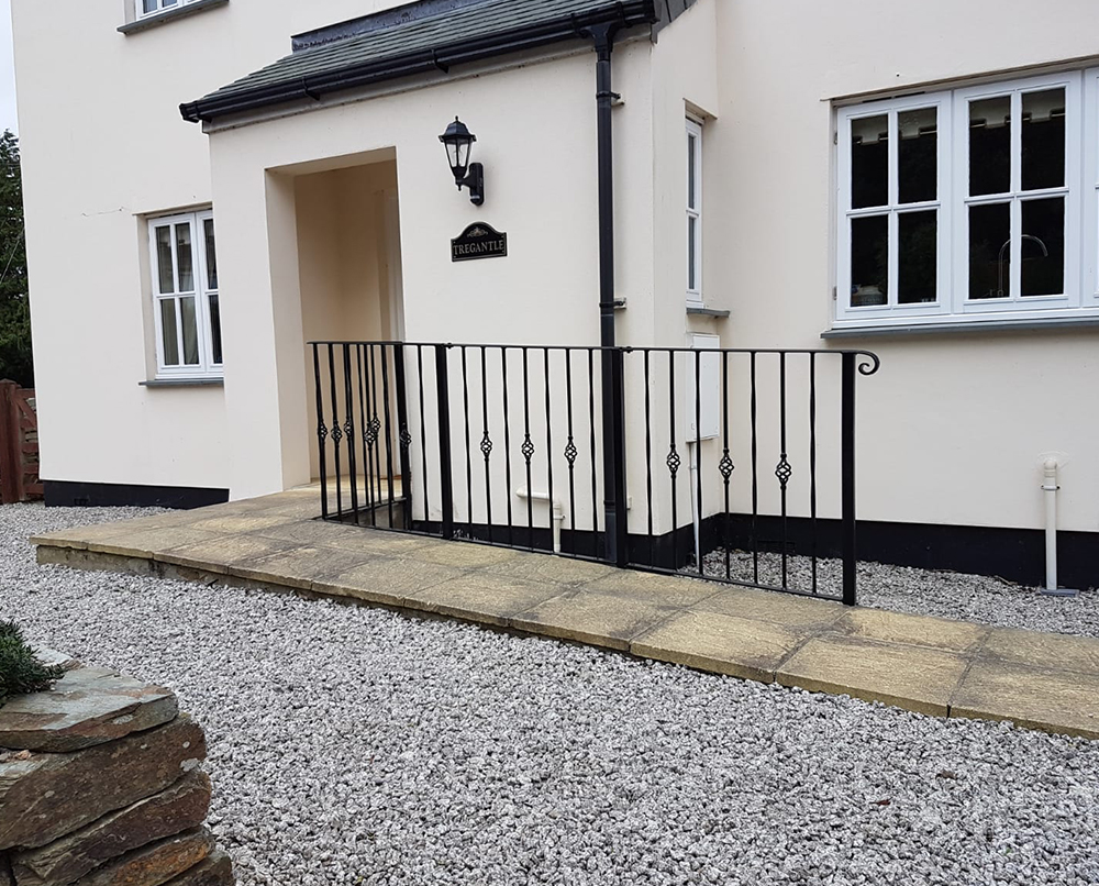 Safety & Decorative Handrails - Jay's Gates