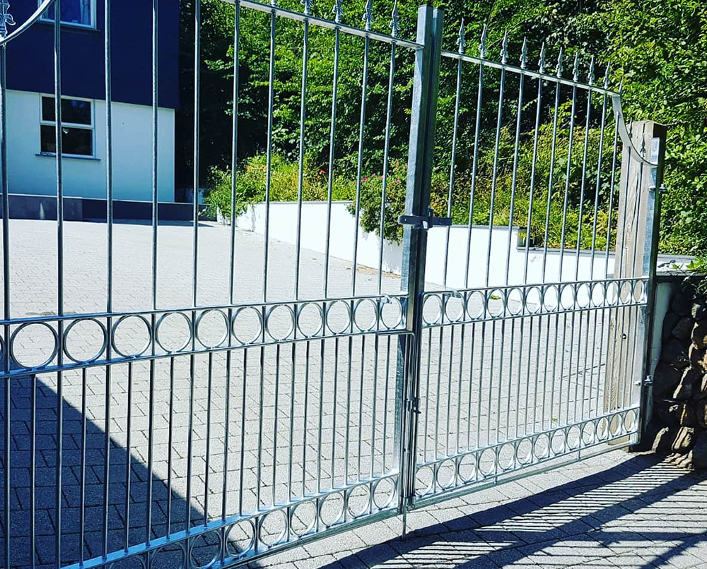 Driveway & Entrance Gates Cornwall - Jay's Gates